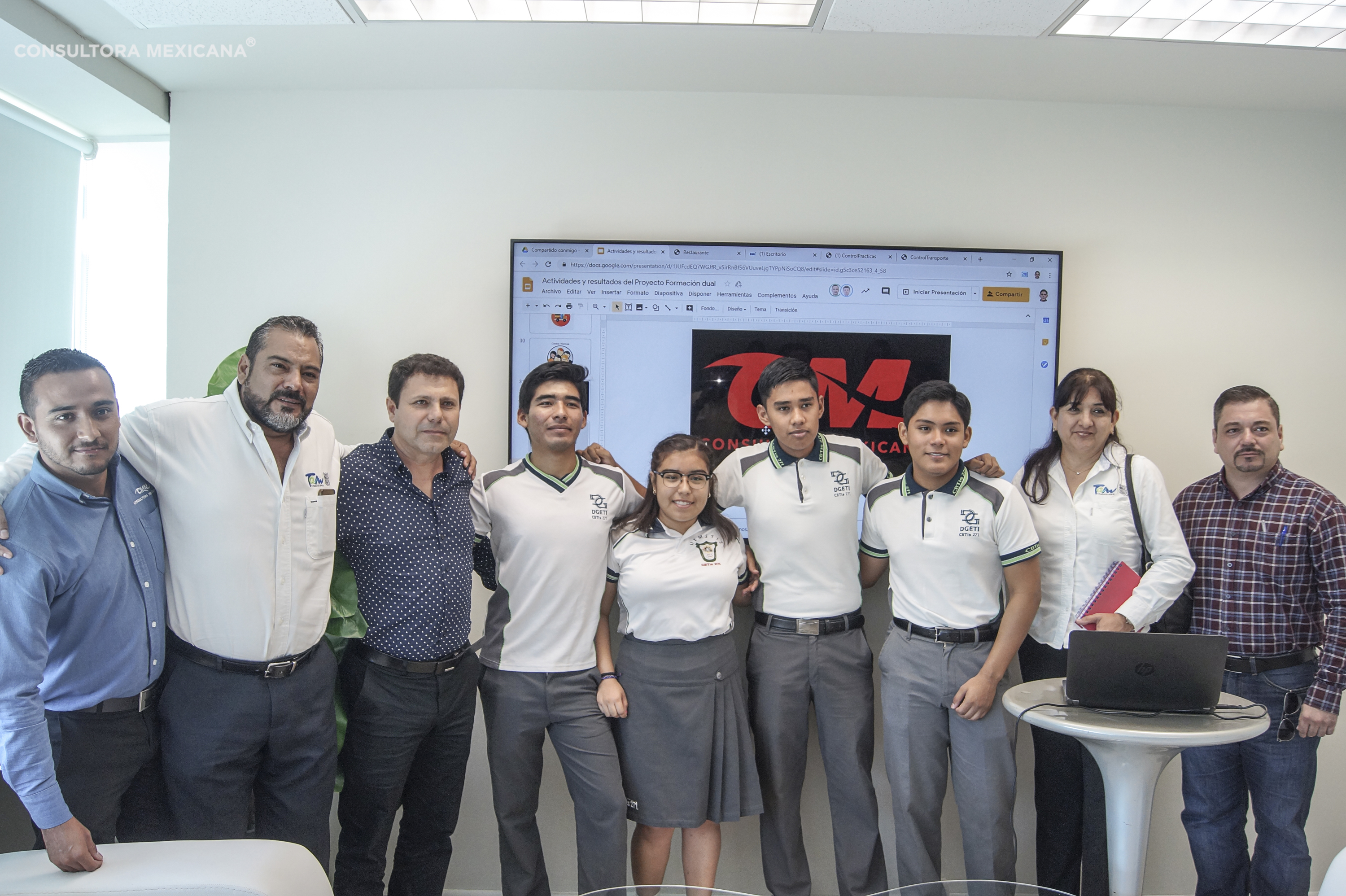 Jóvenes del CBTis 271, culminan su "Formación Dual" en Consultora Mexicana